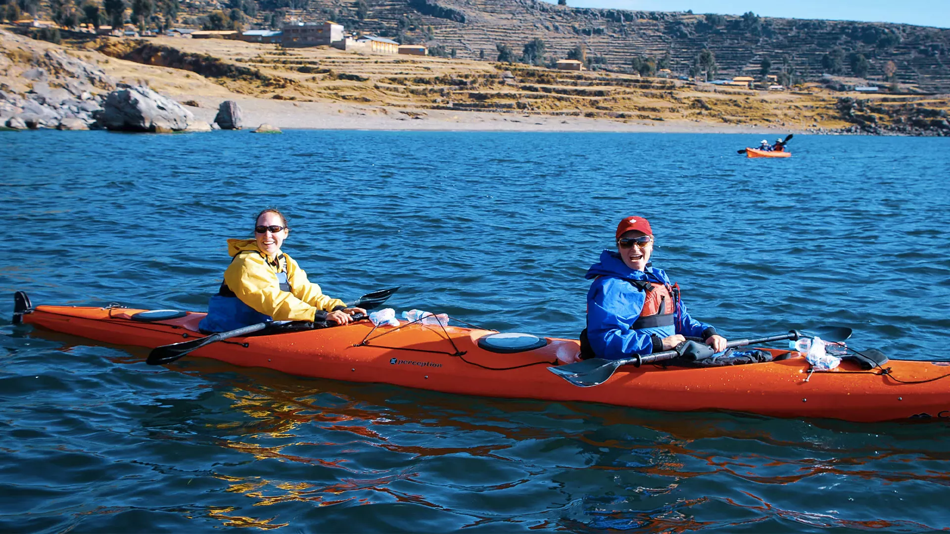 Amantani Experience & Kayak 2 Days - Edgar Adventures